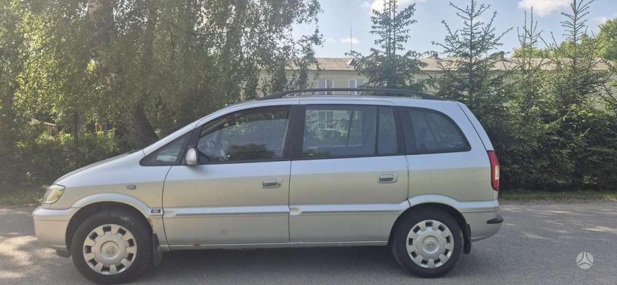 Grey Opel Zafira 2005 in Vilnius, with an engine capacity of 2.20 L and mileage of 196 thousand km for 1450 €, photo 5 on AUTOMOTO.COM.LV