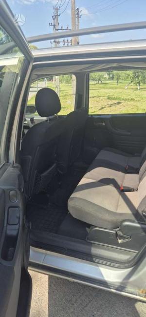 Grey Opel Zafira 2005 in Vilnius, with an engine capacity of 2.20 L and mileage of 196 thousand km for 1450 €, photo 12 on AUTOMOTO.COM.LV