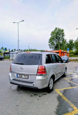 Grey Opel Zafira 2005 in Vilnius, with an engine capacity of 1.80 L and mileage of 300 thousand km for 1200 €, photo 6 on AUTOMOTO.COM.LV