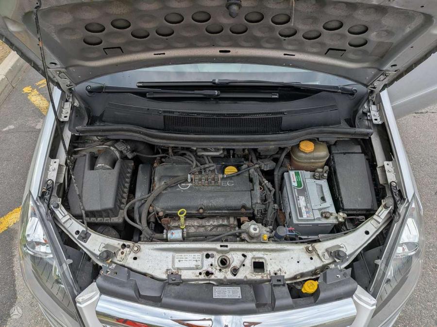 Grey Opel Zafira 2005 in Vilnius, with an engine capacity of 1.80 L and mileage of 300 thousand km for 1200 €, photo 10 on AUTOMOTO.COM.LV