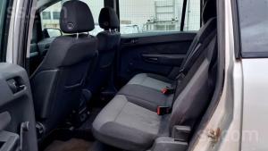 Pelēks Opel Zafira 2005 Cēsis, ar dzinēja tilpumu 1.90 L un nobraukumu 313 tūkst. km par 1300 €, foto 11 vietnē AUTOMOTO.COM.LV