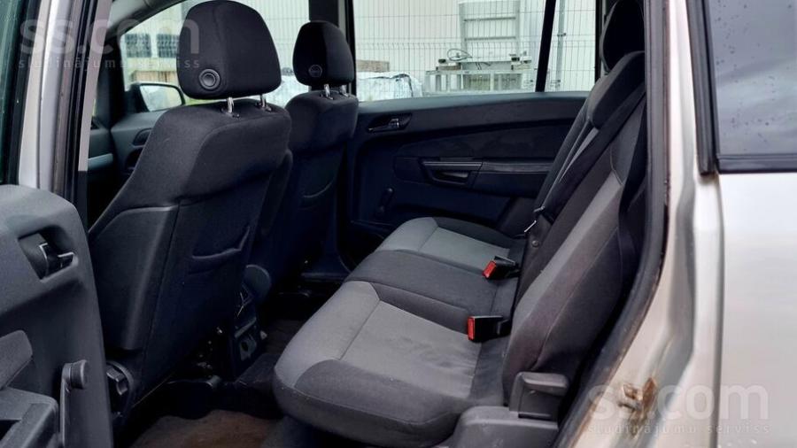 Pelēks Opel Zafira 2005 Cēsis, ar dzinēja tilpumu 1.90 L un nobraukumu 313 tūkst. km par 1300 €, foto 11 vietnē AUTOMOTO.COM.LV