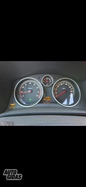 Grey Opel Zafira 2005 in Alytus, with an engine capacity of 1.60 L and mileage of 220 thousand km for 850 €, photo 8 on AUTOMOTO.COM.LV