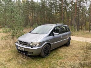 Grey Opel Zafira 2005 in Daugavpils, with an engine capacity of 2.00 L and mileage of 385 thousand km for 850 €, photo 1 on AUTOMOTO.COM.LV