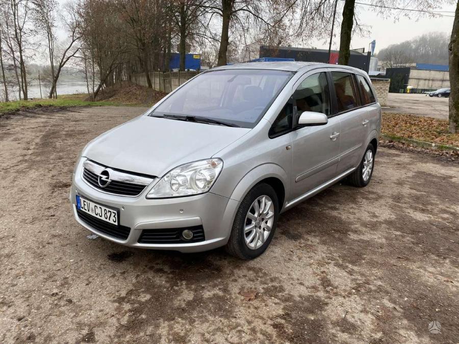 Pelēks Opel Zafira 2006 Kauņa, ar dzinēja tilpumu 1.60 L un nobraukumu 222 tūkst. km par 2300 €, foto 1 vietnē AUTOMOTO.COM.LV
