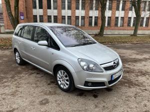 Pelēks Opel Zafira 2006 Kauņa, ar dzinēja tilpumu 1.60 L un nobraukumu 222 tūkst. km par 2300 €, foto 3 vietnē AUTOMOTO.COM.LV