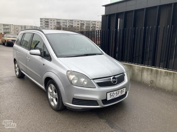Pelēks Opel Zafira 2006 Viļņa, ar dzinēja tilpumu 1.60 L un nobraukumu 235 tūkst. km par 1499 €, foto 1 vietnē AUTOMOTO.COM.LV