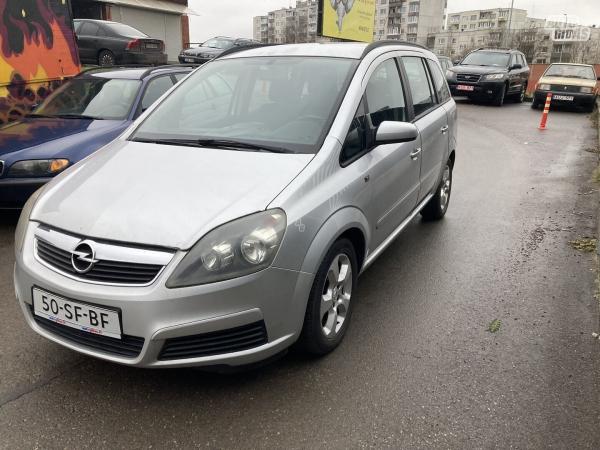 Pelēks Opel Zafira 2006 Viļņa, ar dzinēja tilpumu 1.60 L un nobraukumu 235 tūkst. km par 1499 €, foto 2 vietnē AUTOMOTO.COM.LV