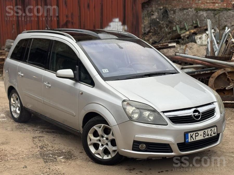 Pelēks Opel Zafira 2006 Jelgava, ar dzinēja tilpumu 1.90 L un nobraukumu 297 tūkst. km par 850 €, foto 1 vietnē AUTOMOTO.COM.LV