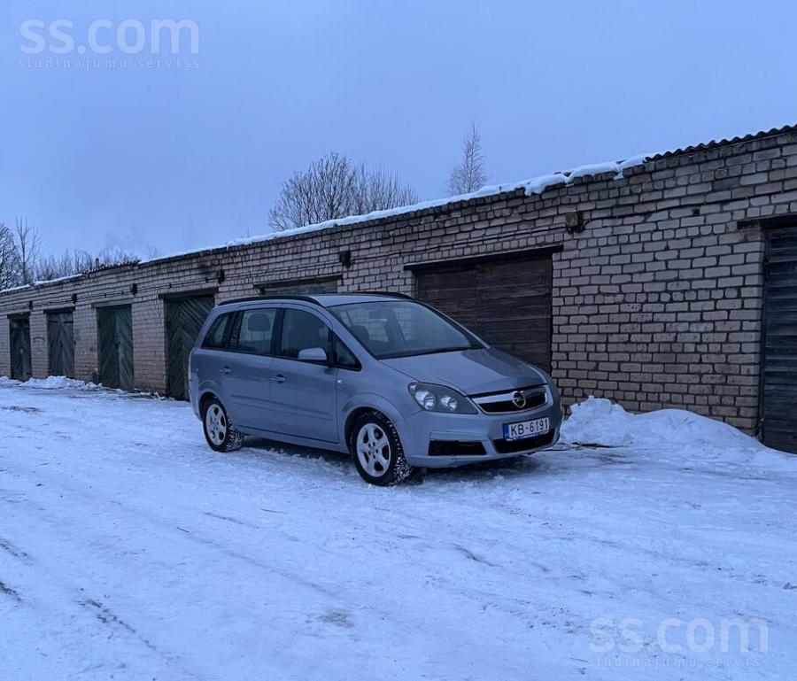Pelēks Opel Zafira 2006 Gulbene, ar dzinēja tilpumu 1.90 L un nobraukumu 355 tūkst. km par 1150 €, foto 4 vietnē AUTOMOTO.COM.LV