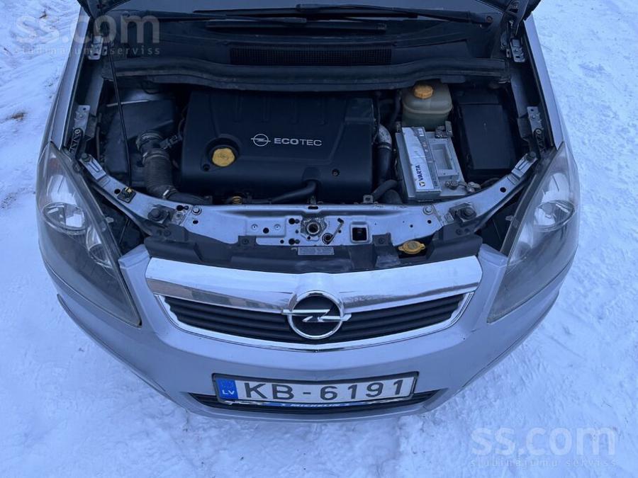 Pelēks Opel Zafira 2006 Gulbene, ar dzinēja tilpumu 1.90 L un nobraukumu 355 tūkst. km par 1150 €, foto 11 vietnē AUTOMOTO.COM.LV