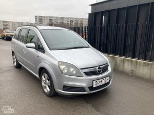 Grey Opel Zafira 2006 in Vilnius, with an engine capacity of 1.60 L and mileage of 225 thousand km for 1499 €, photo 2 on AUTOMOTO.COM.LV