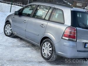 Grey Opel Zafira 2006 in Jurmala, with an engine capacity of 1.90 L and mileage of 0 thousand km for 1250 €, photo 11 on AUTOMOTO.COM.LV