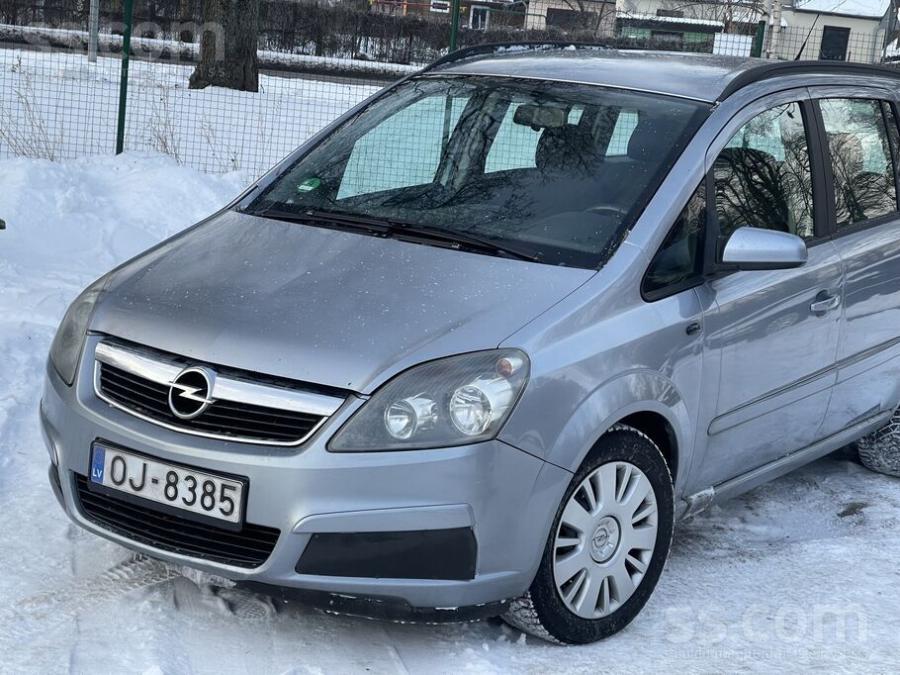 Grey Opel Zafira 2006 in Jurmala, with an engine capacity of 1.90 L and mileage of 0 thousand km for 1250 €, photo 14 on AUTOMOTO.COM.LV