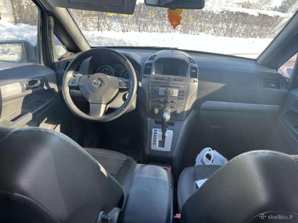 Pelēks Opel Zafira 2006 Viļņa, ar dzinēja tilpumu 1.90 L un nobraukumu 417 tūkst. km par 1050 €, foto 7 vietnē AUTOMOTO.COM.LV