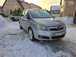 Grey Opel Zafira 2006 in Telschi, with an engine capacity of 1.90 L and mileage of 298 thousand km for 1299 €, photo 4 on AUTOMOTO.COM.LV