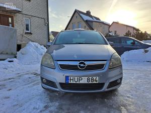 Grey Opel Zafira 2006 in Telschi, with an engine capacity of 1.90 L and mileage of 298 thousand km for 1299 €, photo 5 on AUTOMOTO.COM.LV