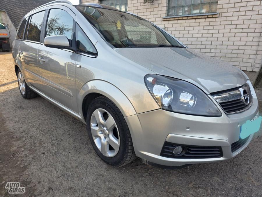 Pelēks Opel Zafira 2006 Viļņa, ar dzinēja tilpumu 1.90 L un nobraukumu 385 tūkst. km par 1050 €, foto 4 vietnē AUTOMOTO.COM.LV