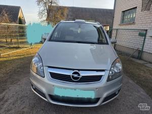 Pelēks Opel Zafira 2006 Viļņa, ar dzinēja tilpumu 1.90 L un nobraukumu 385 tūkst. km par 1050 €, foto 5 vietnē AUTOMOTO.COM.LV