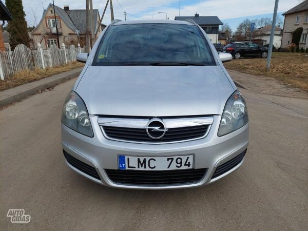 Grey Opel Zafira 2006 in Alytus, with an engine capacity of 1.90 L and mileage of 285 thousand km for 1550 €, photo 2 on AUTOMOTO.COM.LV