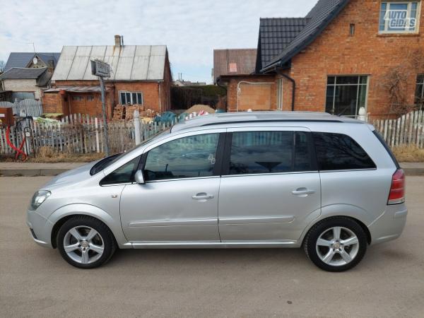 Grey Opel Zafira 2006 in Alytus, with an engine capacity of 1.90 L and mileage of 285 thousand km for 1550 €, photo 5 on AUTOMOTO.COM.LV
