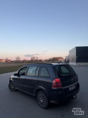 Pelēks Opel Zafira 2006 Šauļi, ar dzinēja tilpumu 1.90 L un nobraukumu 300 tūkst. km par 1450 €, foto 4 vietnē AUTOMOTO.COM.LV