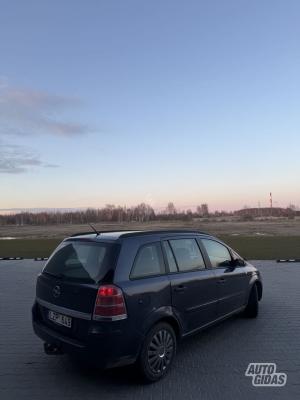 Pelēks Opel Zafira 2006 Šauļi, ar dzinēja tilpumu 1.90 L un nobraukumu 300 tūkst. km par 1450 €, foto 5 vietnē AUTOMOTO.COM.LV