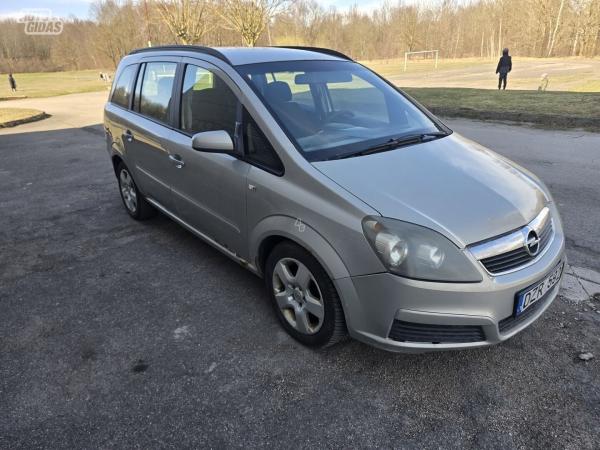 Pelēks Opel Zafira 2006 Šauļi, ar dzinēja tilpumu 1.90 L un nobraukumu 500 tūkst. km par 690 €, foto 3 vietnē AUTOMOTO.COM.LV
