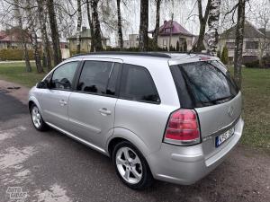 Pelēks Opel Zafira 2006 Kauņa, ar dzinēja tilpumu 1.90 L un nobraukumu 210 tūkst. km par 1450 €, foto 3 vietnē AUTOMOTO.COM.LV