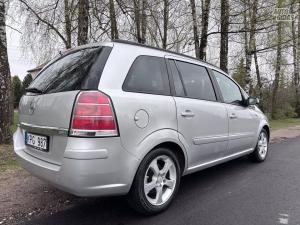Pelēks Opel Zafira 2006 Kauņa, ar dzinēja tilpumu 1.90 L un nobraukumu 210 tūkst. km par 1450 €, foto 5 vietnē AUTOMOTO.COM.LV