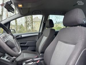 Pelēks Opel Zafira 2006 Kauņa, ar dzinēja tilpumu 1.90 L un nobraukumu 210 tūkst. km par 1450 €, foto 11 vietnē AUTOMOTO.COM.LV