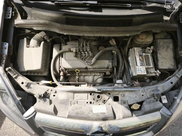 Grey Opel Zafira 2006 in Kaunas, with an engine capacity of 1.80 L and mileage of 256 thousand km for 500 €, photo 7 on AUTOMOTO.COM.LV