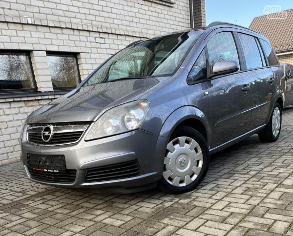 Pelēks Opel Zafira 2006 Kauņa, ar dzinēja tilpumu 1.90 L un nobraukumu 259 tūkst. km par 1950 €, foto 2 vietnē AUTOMOTO.COM.LV