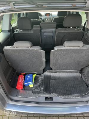 Grey Opel Zafira 2006 in Kaunas, with an engine capacity of 1.90 L and mileage of 259 thousand km for 1950 €, photo 13 on AUTOMOTO.COM.LV