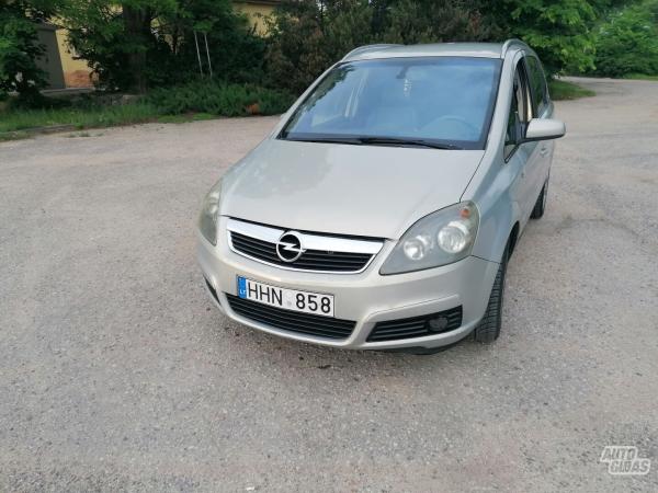 Pelēks Opel Zafira 2006 Utena, ar dzinēja tilpumu 1.90 L un nobraukumu 304 tūkst. km par 1350 €, foto 2 vietnē AUTOMOTO.COM.LV