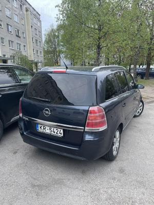 Pelēks Opel Zafira 2006 Rīga, ar dzinēja tilpumu 1.60 L un nobraukumu 253 tūkst. km par 1385 €, foto 4 vietnē AUTOMOTO.COM.LV