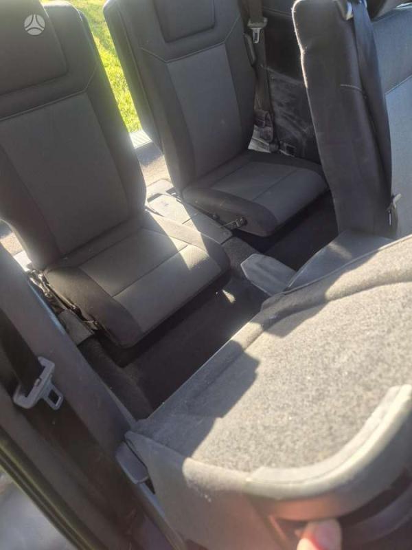 Pelēks Opel Zafira 2006 Kalvarija, ar dzinēja tilpumu 1.91 L un nobraukumu 4 tūkst. km par 900 €, foto 9 vietnē AUTOMOTO.COM.LV