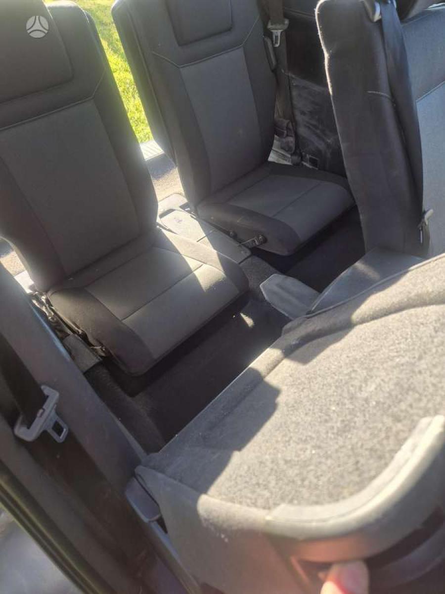 Pelēks Opel Zafira 2006 Kalvarija, ar dzinēja tilpumu 1.91 L un nobraukumu 4 tūkst. km par 900 €, foto 10 vietnē AUTOMOTO.COM.LV