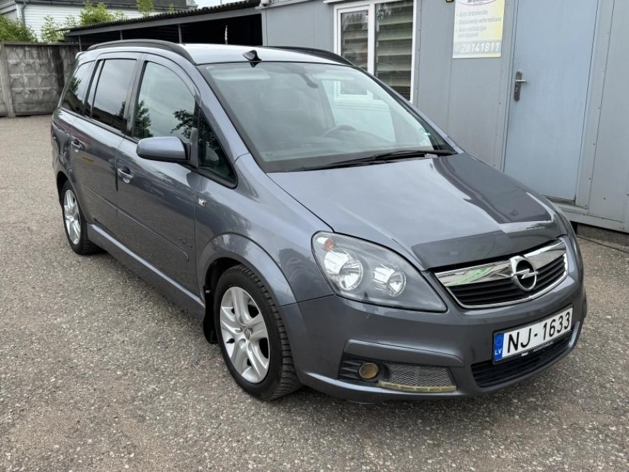 Pelēks Opel Zafira 2006 Rīga, ar dzinēja tilpumu 1.90 L un nobraukumu 265 tūkst. km par 1950 €, foto 1 vietnē AUTOMOTO.COM.LV