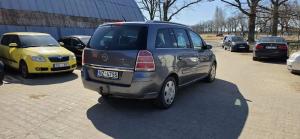 Pelēks Opel Zafira 2006 Valmiera, ar dzinēja tilpumu 1.90 L un nobraukumu 399 tūkst. km par 1100 €, foto 4 vietnē AUTOMOTO.COM.LV