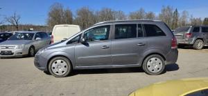 Pelēks Opel Zafira 2006 Valmiera, ar dzinēja tilpumu 1.90 L un nobraukumu 399 tūkst. km par 1100 €, foto 6 vietnē AUTOMOTO.COM.LV