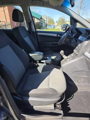 Pelēks Opel Zafira 2006 Ventspils, ar dzinēja tilpumu 1.90 L un nobraukumu 280 tūkst. km par 1350 €, foto 13 vietnē AUTOMOTO.COM.LV