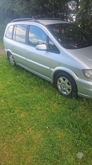 Grey Opel Zafira 2006 in Kelme, with an engine capacity of 0.00 L and mileage of 272 thousand km for 800 €, photo  on AUTOMOTO.COM.LV