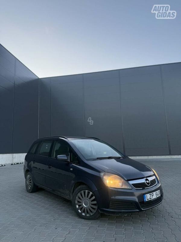 Pelēks Opel Zafira 2006 Šauļi, ar dzinēja tilpumu 1.90 L un nobraukumu 300 tūkst. km par 1100 €, foto 4 vietnē AUTOMOTO.COM.LV