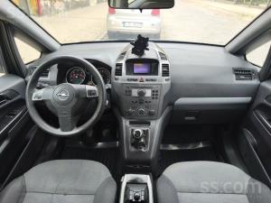 Pelēks Opel Zafira 2006 Jelgava, ar dzinēja tilpumu 1.90 L un nobraukumu 0 tūkst. km par 1590 €, foto 13 vietnē AUTOMOTO.COM.LV