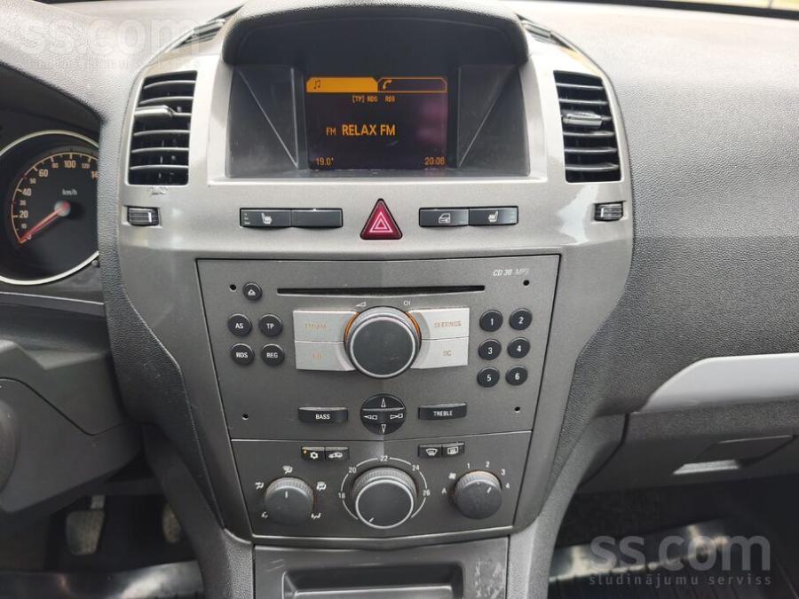 Pelēks Opel Zafira 2006 Jelgava, ar dzinēja tilpumu 1.90 L un nobraukumu 0 tūkst. km par 1590 €, foto 17 vietnē AUTOMOTO.COM.LV