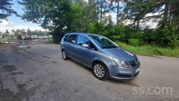 Pelēks Opel Zafira 2006 Rīga, ar dzinēja tilpumu 1.90 L un nobraukumu 304 tūkst. km par 700 €, foto 3 vietnē AUTOMOTO.COM.LV