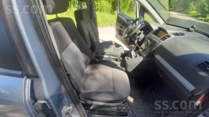 Grey Opel Zafira 2006 in Riga, with an engine capacity of 1.90 L and mileage of 304 thousand km for 700 €, photo 15 on AUTOMOTO.COM.LV