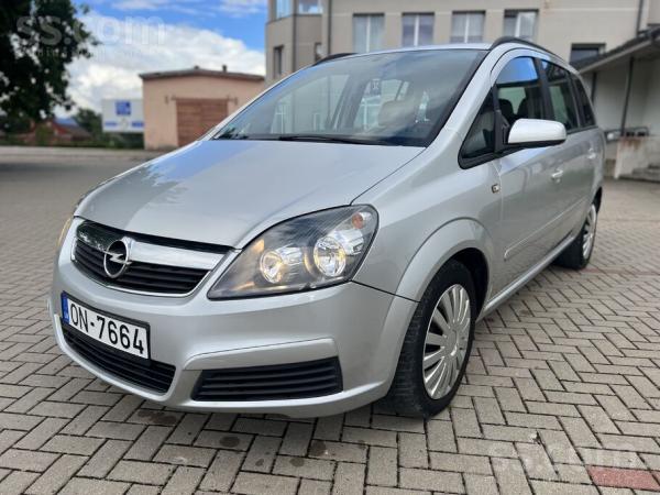 Grey Opel Zafira 2006 in Rezekne, with an engine capacity of 1.90 L and mileage of 250 thousand km for 3250 €, photo 2 on AUTOMOTO.COM.LV