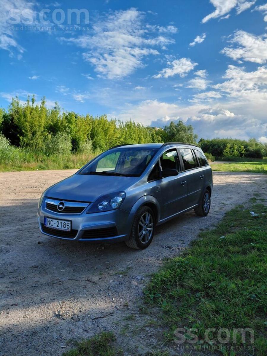 Pelēks Opel Zafira 2006 Jelgava, ar dzinēja tilpumu 1.90 L un nobraukumu 354 tūkst. km par 2750 €, foto 3 vietnē AUTOMOTO.COM.LV